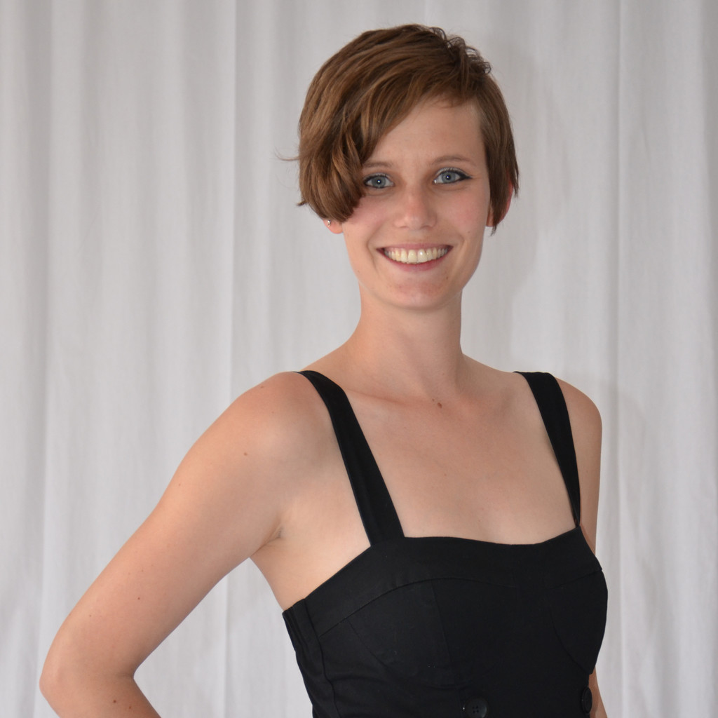 Eva Zink - Modedesign/Maßschneider - Modefachschule Sigmaringen | XING