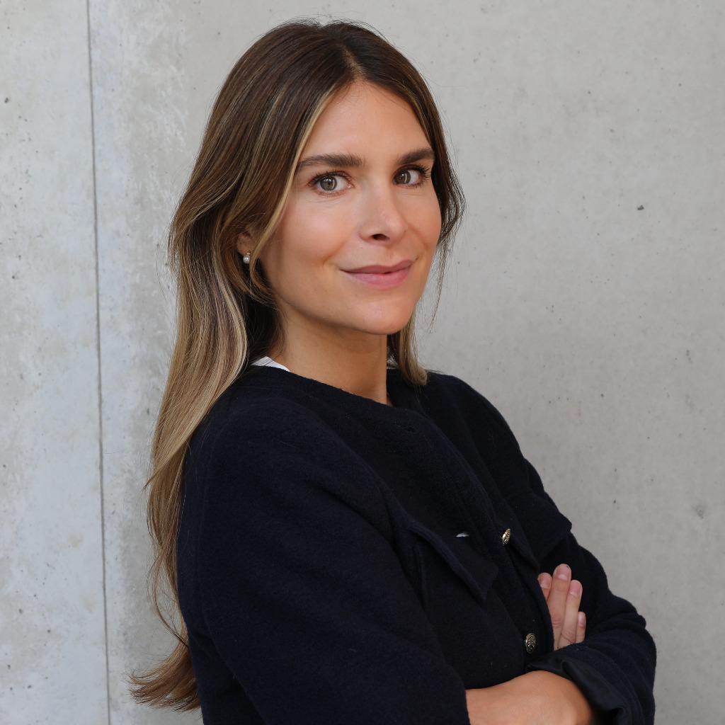 Friederike Ruisinger - Global Head of Marketing Enablement Outdoor ...