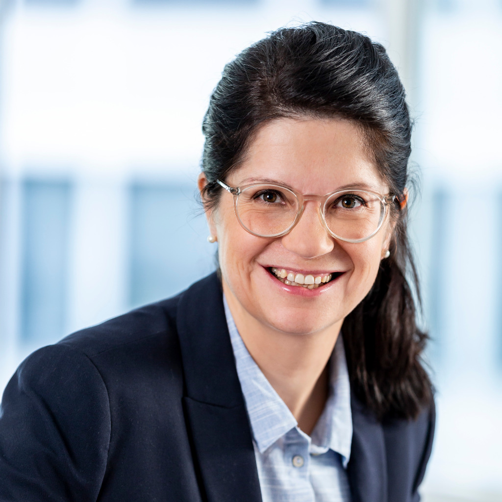 Rubina-Maria Gerhards - Akademieleitung Oberfranken - Akademie Handel e ...