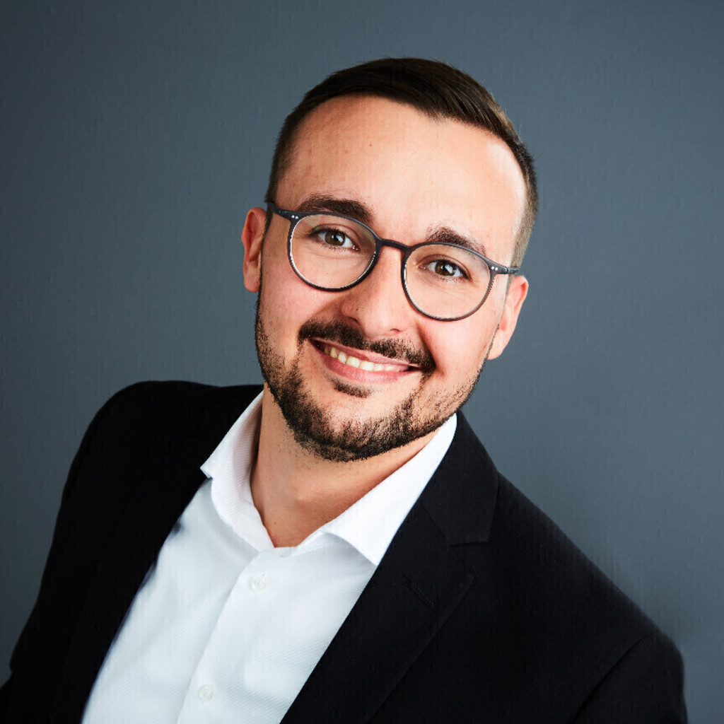 Arthur Wall's Instagram, Twitter & Facebook on IDCrawl