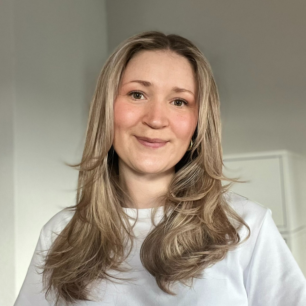 Lisa Weber - Marketing Managerin - Engelking Elektronik GmbH | XING