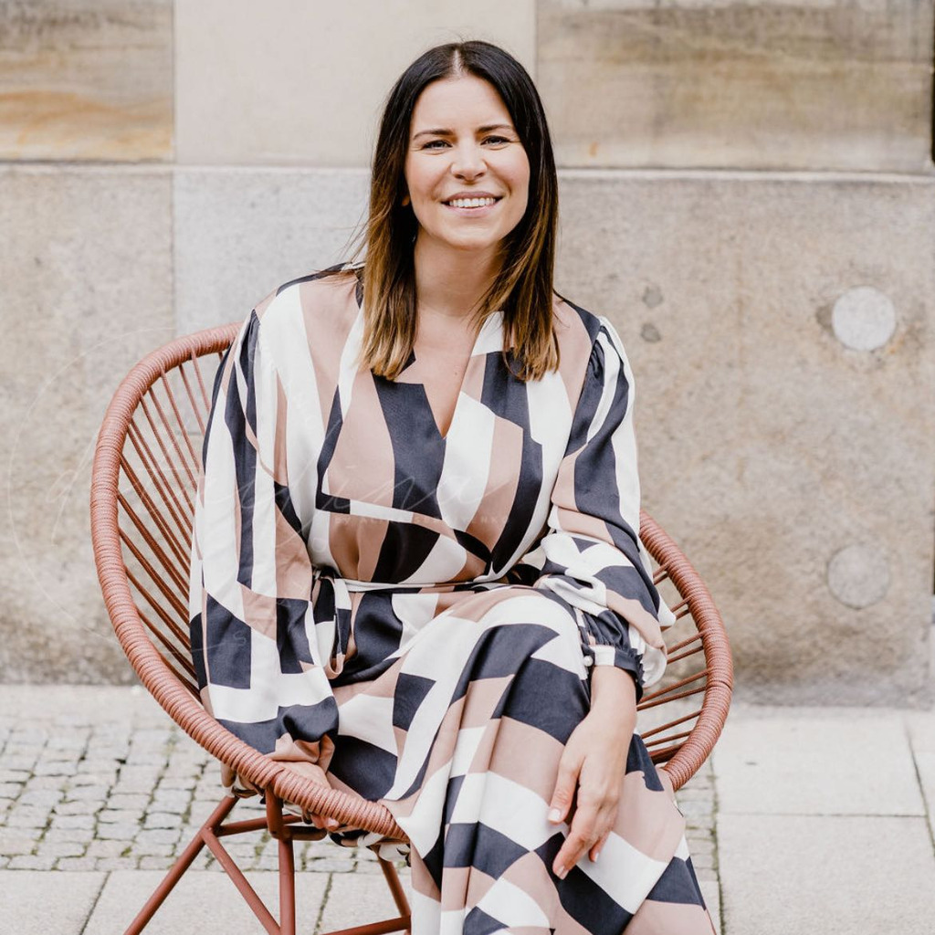 Weichel aus Hamburg in der Personensuche von Das Telefonbuch