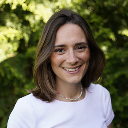 Laura Hils - Soziale Arbeit - IUBH Internationale Hochschule | XING