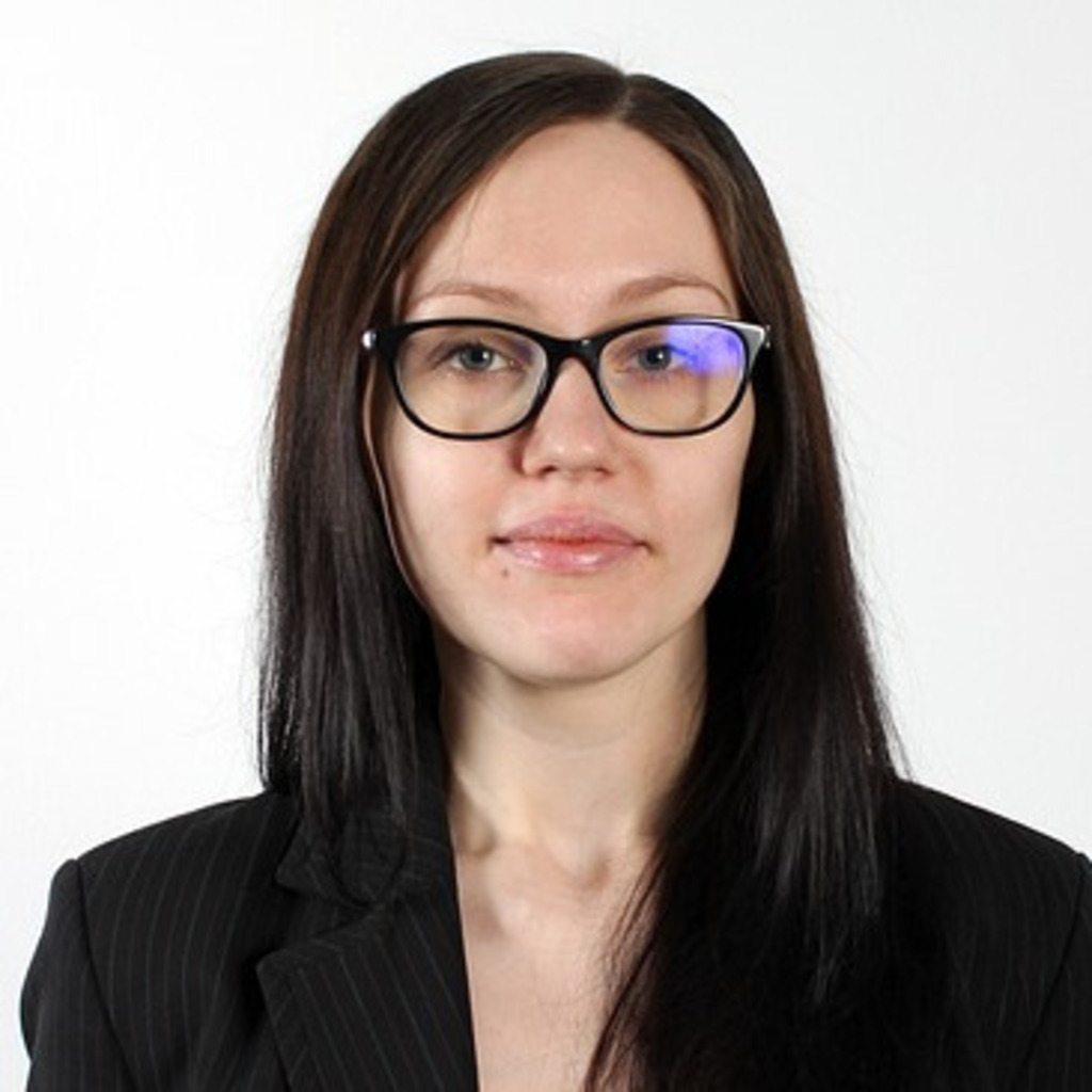 Lisa Gruber's Instagram, Twitter & Facebook on IDCrawl