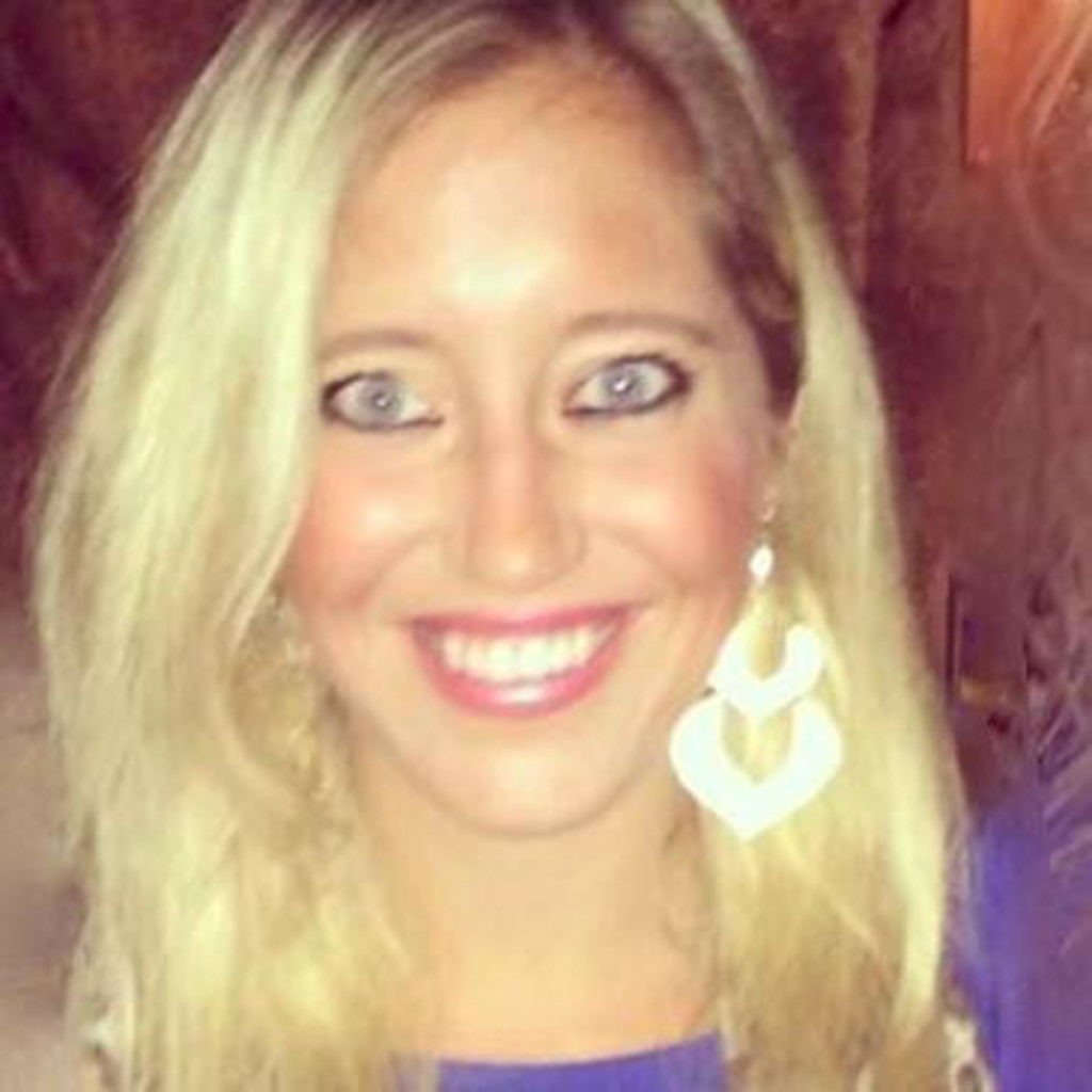 Jennifer Leopold - Customer Success - Hearsay Social | XING