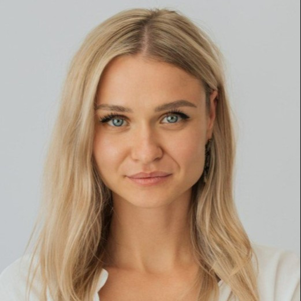 Anna Lohvina - Kundendienstmitarbeiter - PariMatch | XING