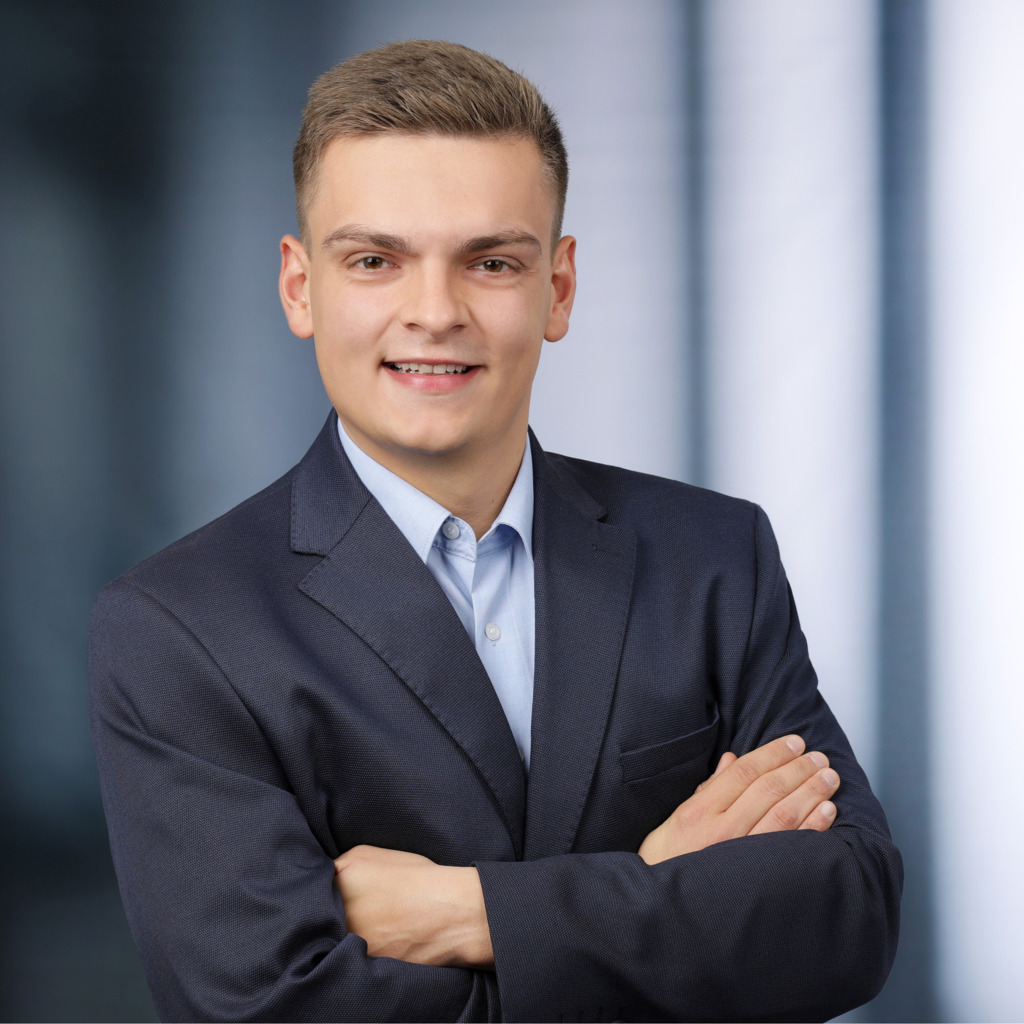 David Jack - Werkstudent weltweites Vertriebscontrolling - Daimler AG ...