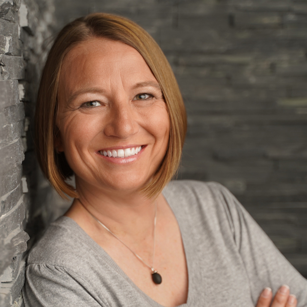 Katrin Kuhl - Personalsachbearbeiterin - EKHN Kirchenverwaltung | XING