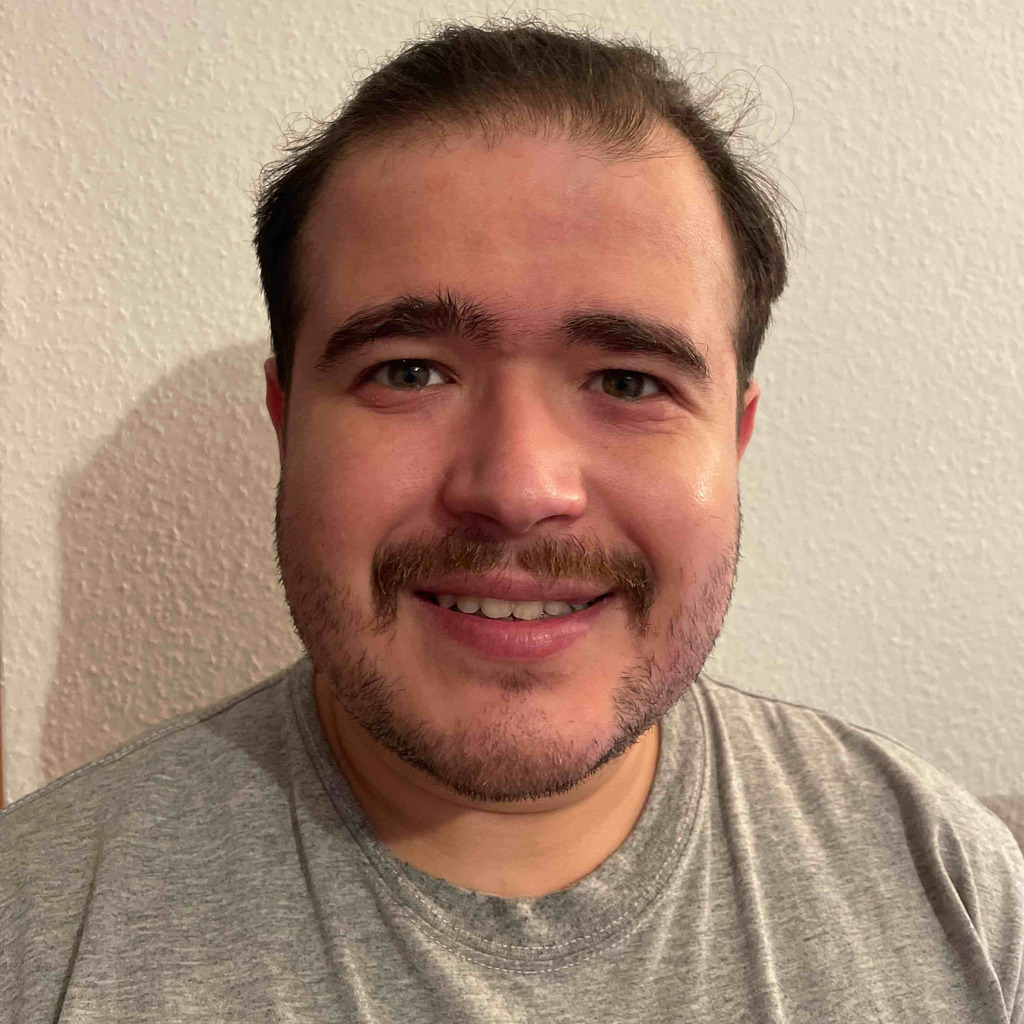 Daniel Uecker's Instagram, Twitter & Facebook on IDCrawl