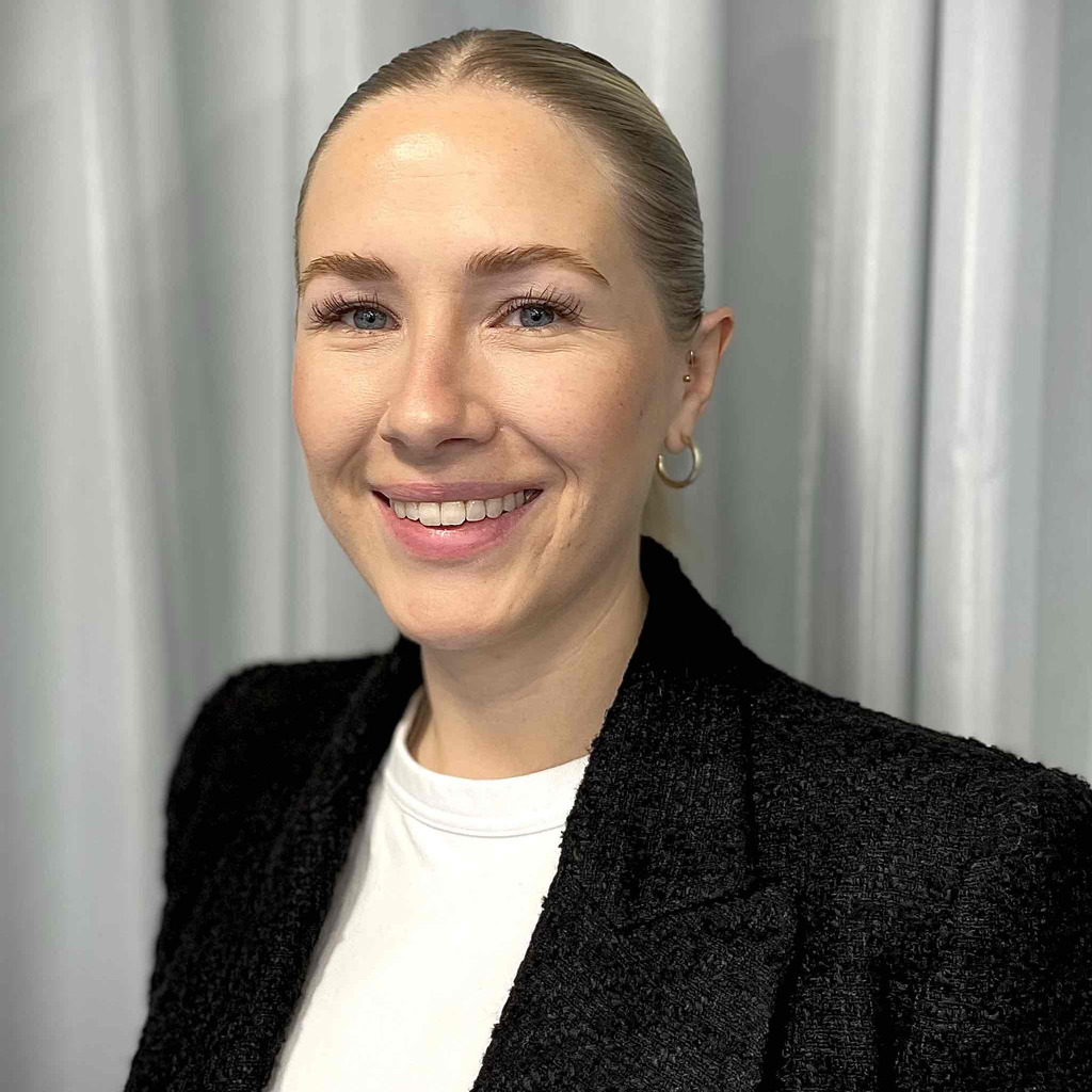 Luisa Rappold - Sales Manager - Peek & Cloppenburg KG Düsseldorf | XING