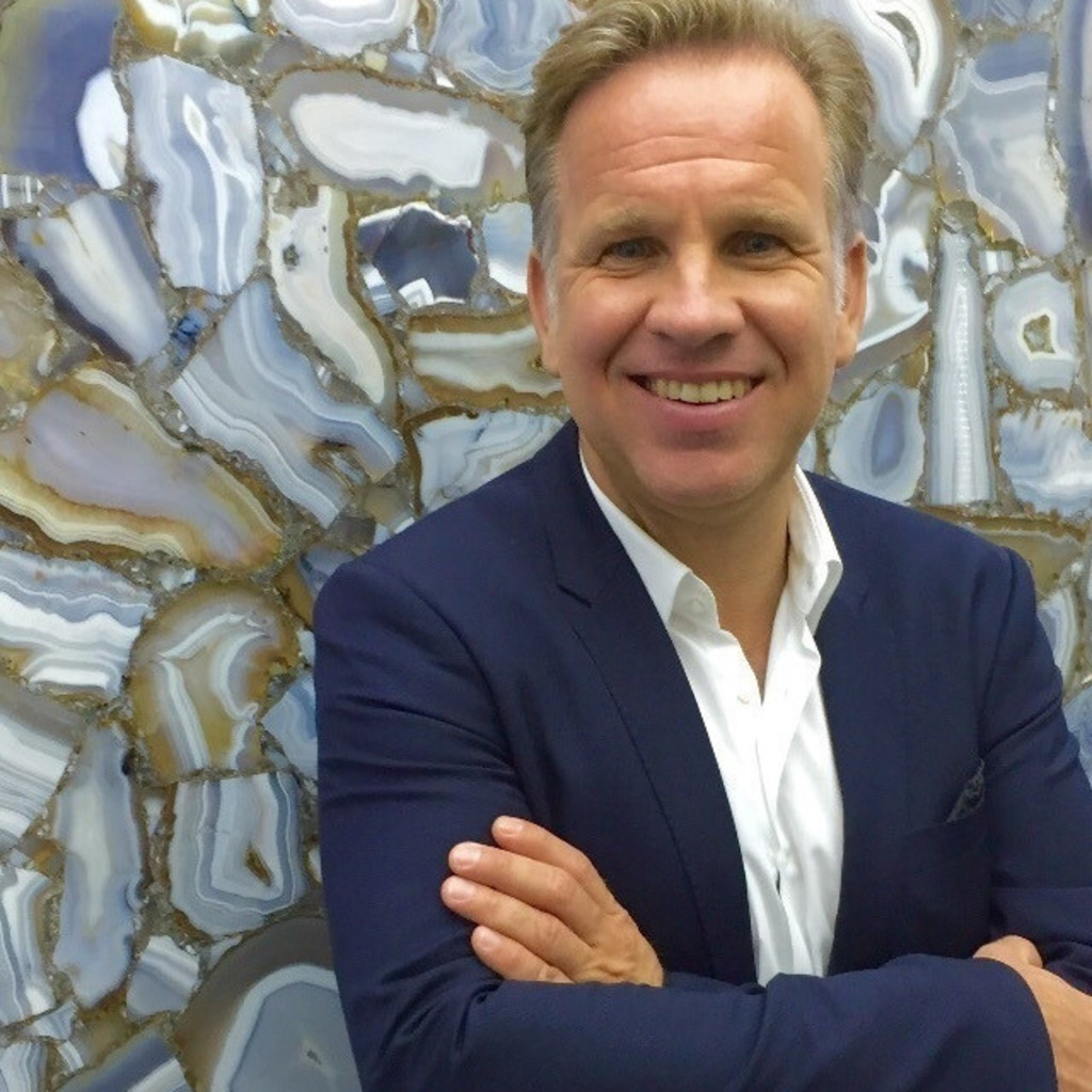 Dr. Ralf Bady - Strategic E-Performance Manager Region Europe - Porsche ...