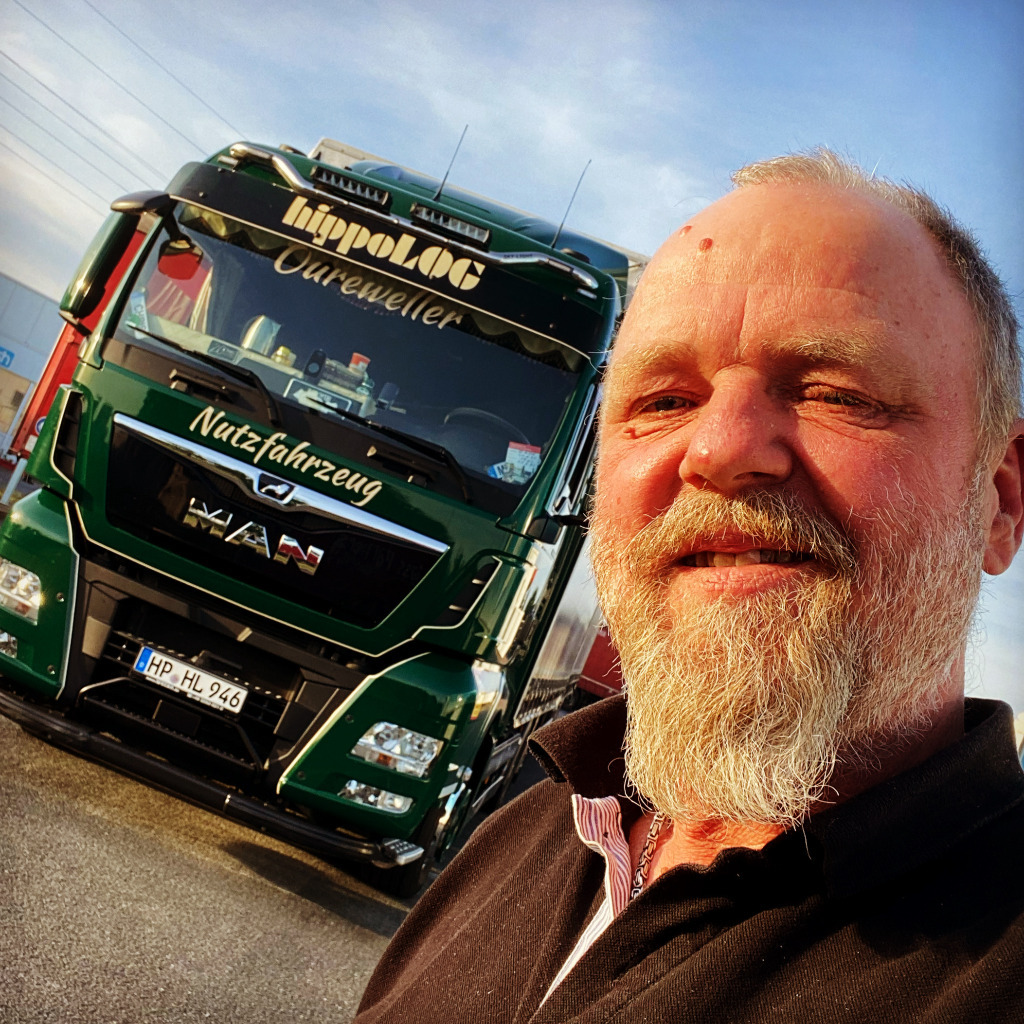 Michael Heiß - Geschäftsleitung - ...Ihr EINSTREU-Spezialist + hippoLOG ...