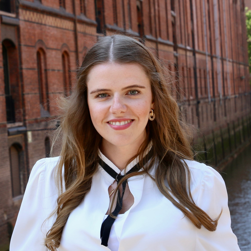 Julia Preiß - HR Officer - Bernhard Schulte Shipmanagement (Deutschland ...