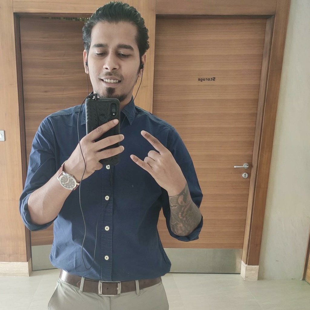 Naveen Gourav - Solution Architect - CosMicIT | XING