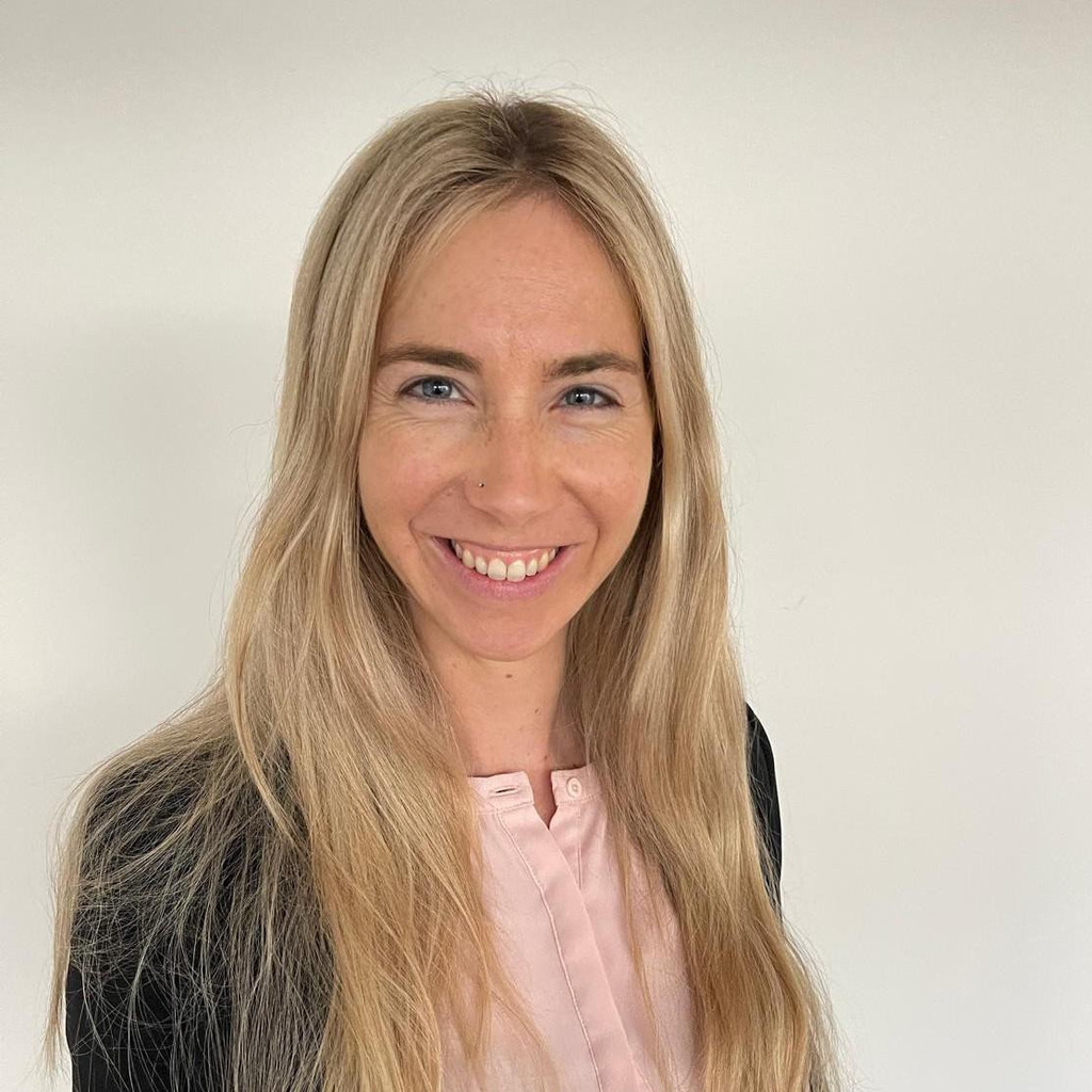 Iris Zimmermann - Client Advisor Wealth Management - UBS AG | XING