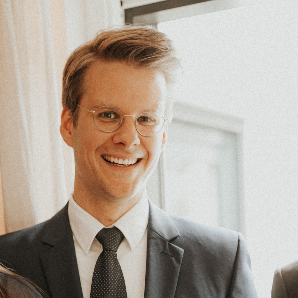 Alexander Hoffmann's Instagram, Twitter & Facebook on IDCrawl