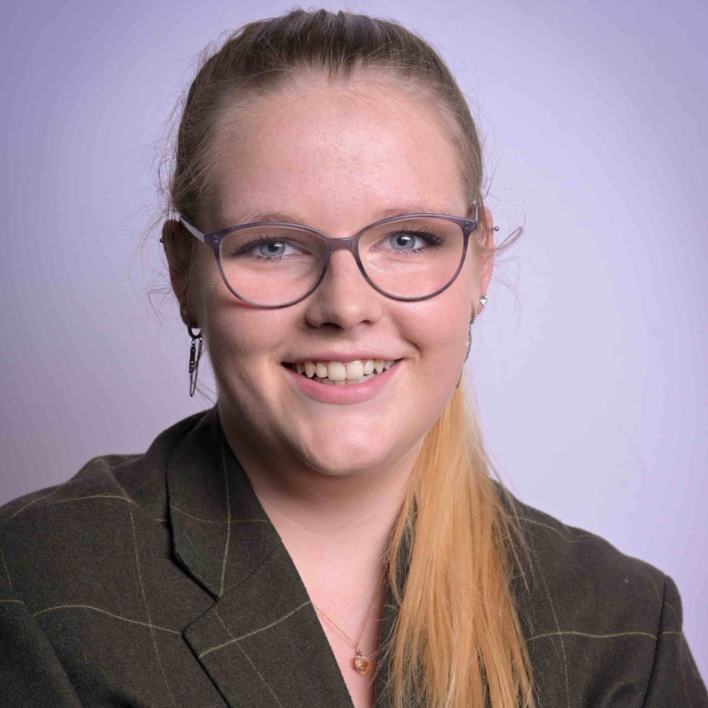 Sydney Charleen Hoffmann - Physik - Technische Universität Dortmund | XING