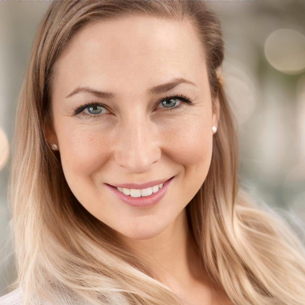 Larissa Singer - Strategisches Marketing - European Bank for Financial ...