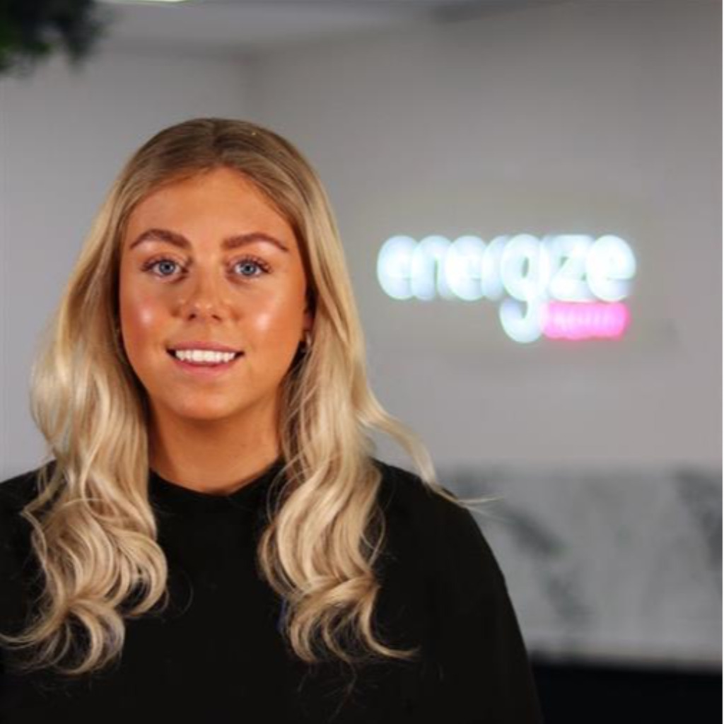 Laura Bennett - Principal Cloud Recruitment Consultant - Energize Group ...