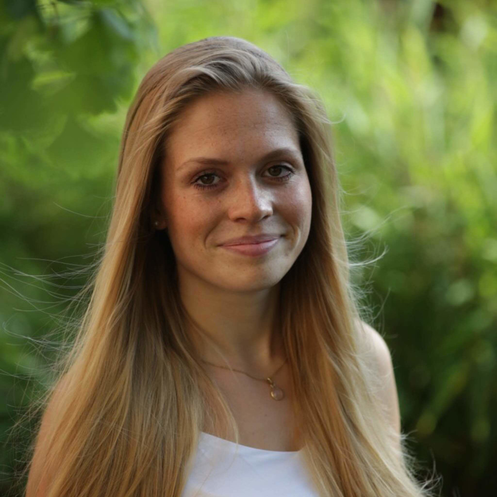 Lena Meyer - Business Management - Campus M21 | XING