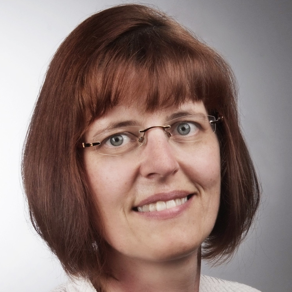 Simone Hennig - Facheinkäuferin - Deutsche Bahn | XING