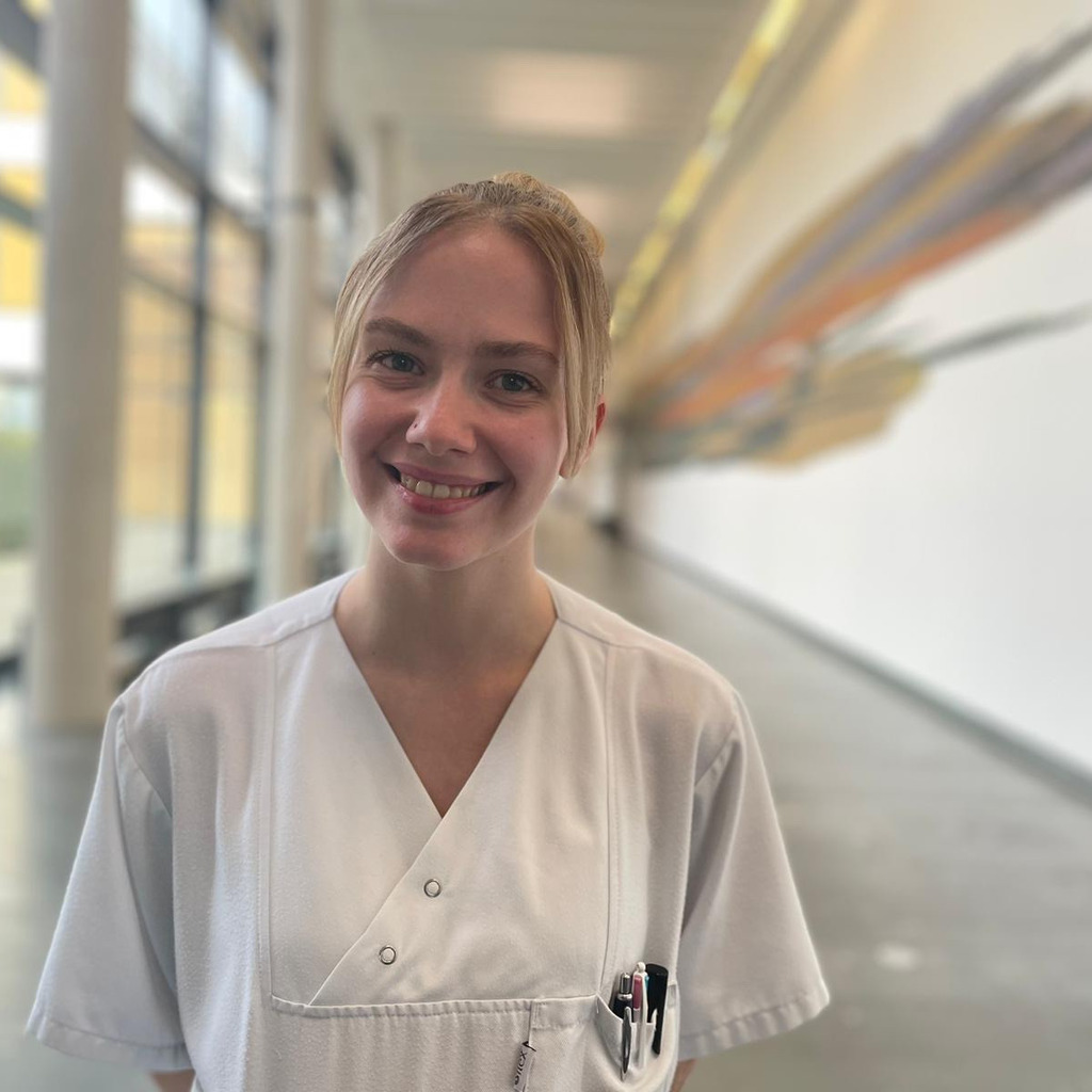 Kim Nora Kunschke - Pflegefachfrau - Mühlenkreiskliniken AöR | XING