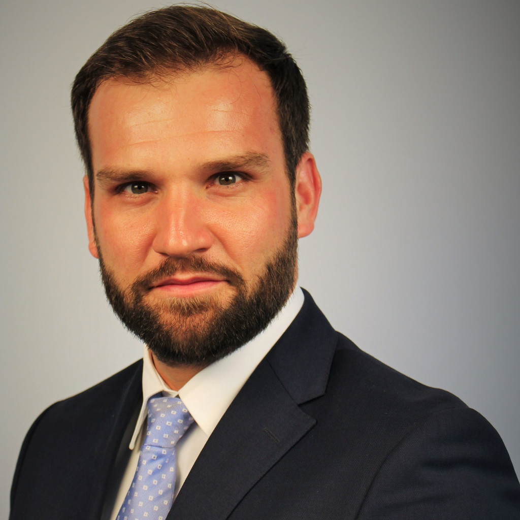 Nick Retzmann - Senior Consultant Valuation & Strategy - PwC | XING