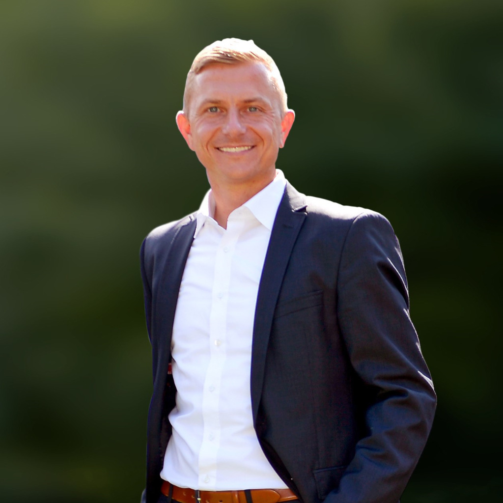 Frank Hüning - VP - Managing Director Saueressig East Cluster ...