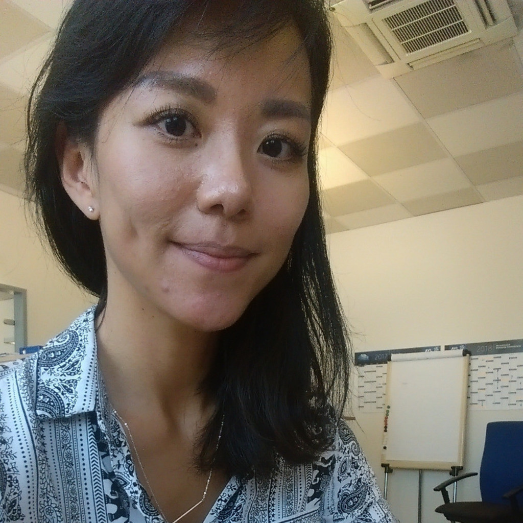 Fang Chen's Instagram, Twitter & Facebook on IDCrawl