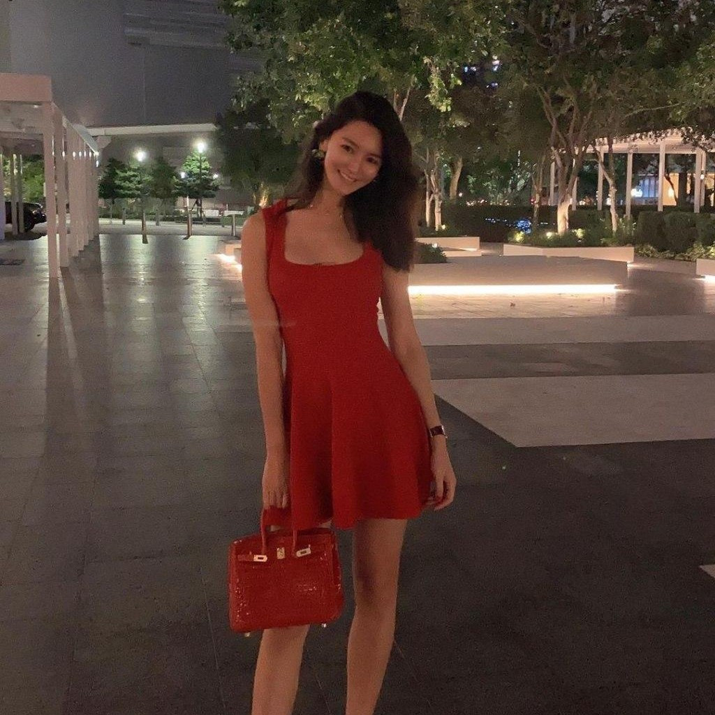 mn Emily - CEO - Founder & CEO | XING