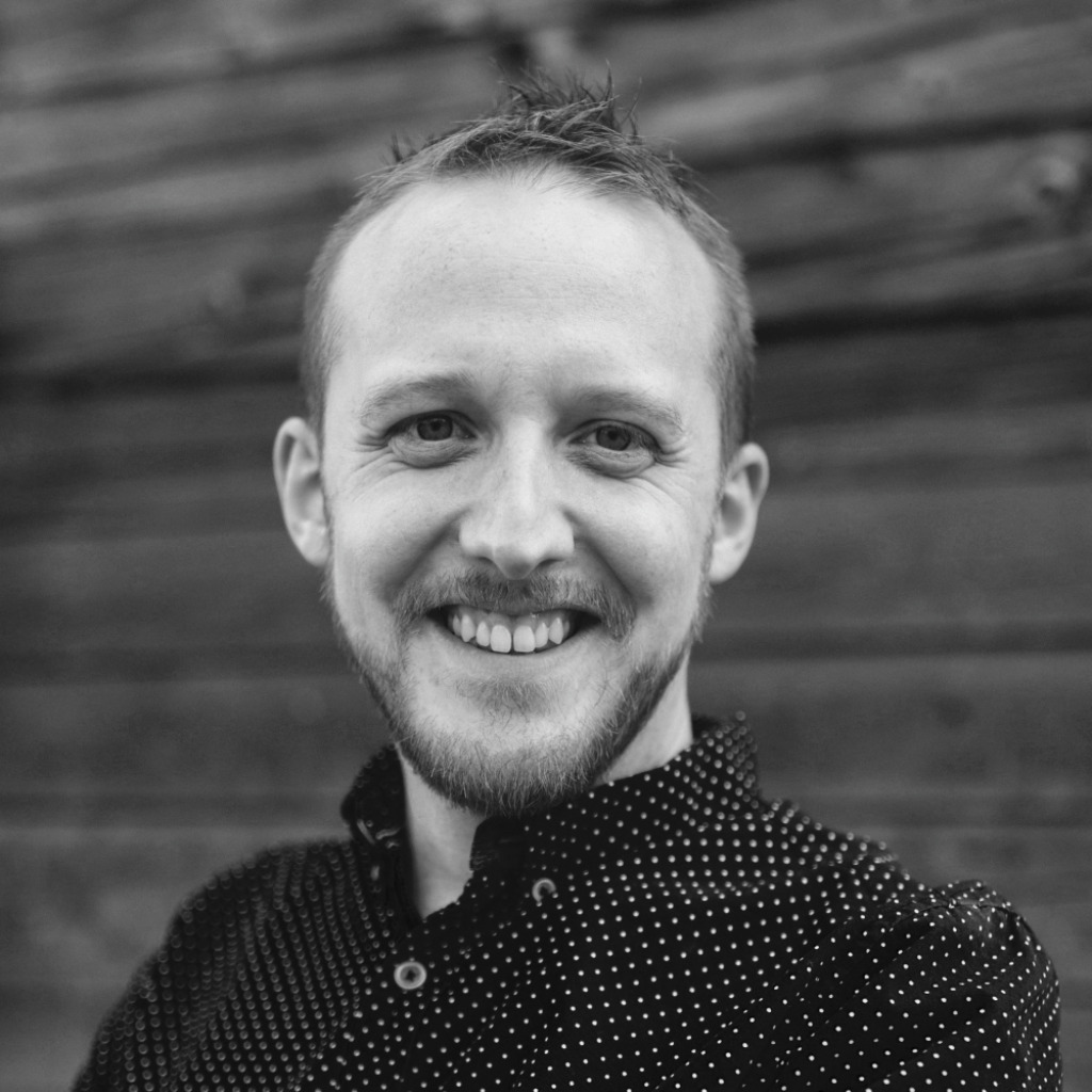 Ian Michaud - Co-Founder & Identity Designer - Hexnique | XING