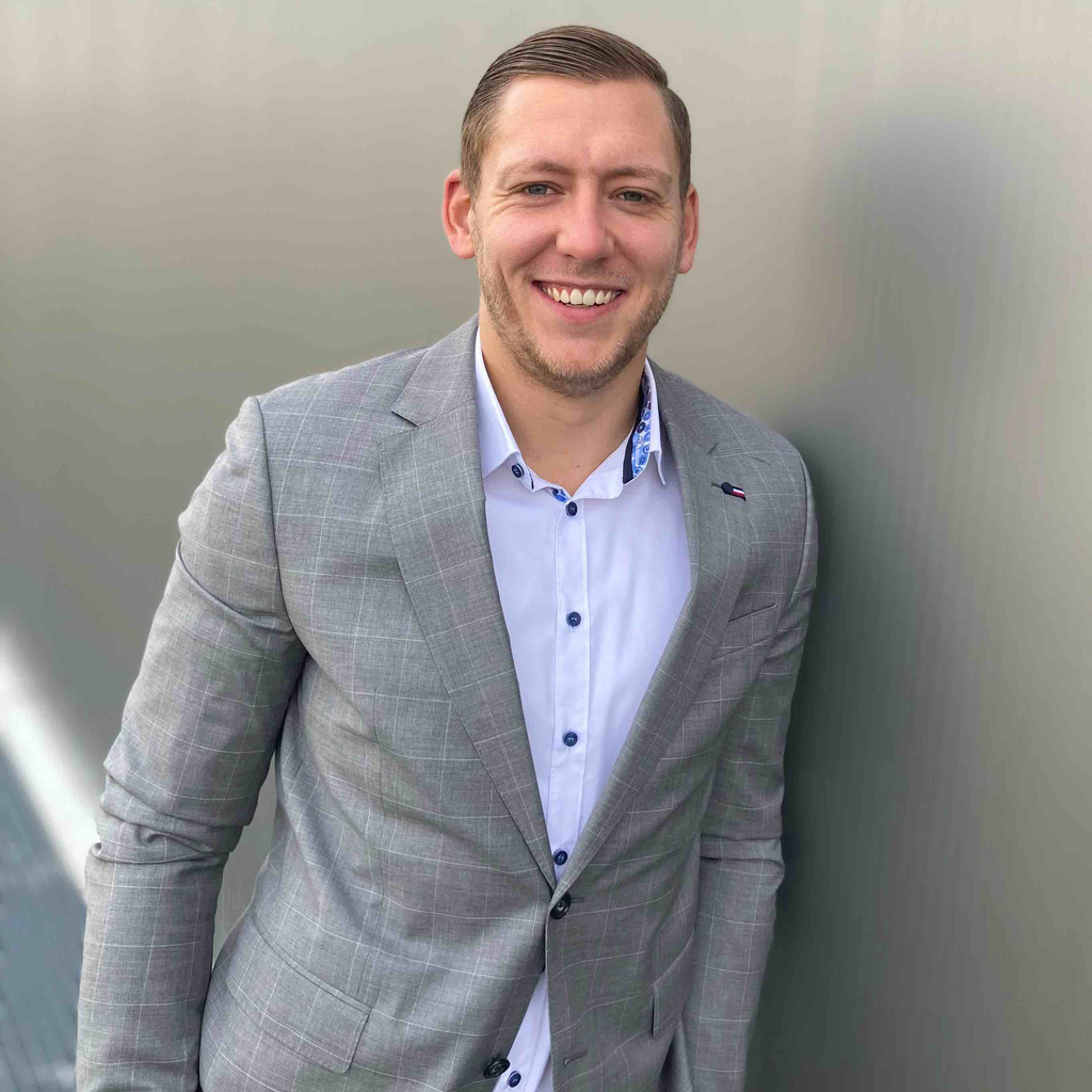 Patrick Demut - Filialdirektor - Süddeutsche Krankenversicherung a.G ...