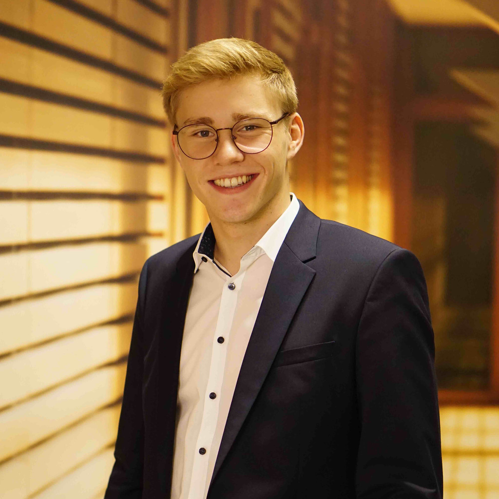 Tim Falkenreck - Trainee Private Banking - Volksbank Rhein-Ruhr eG | XING