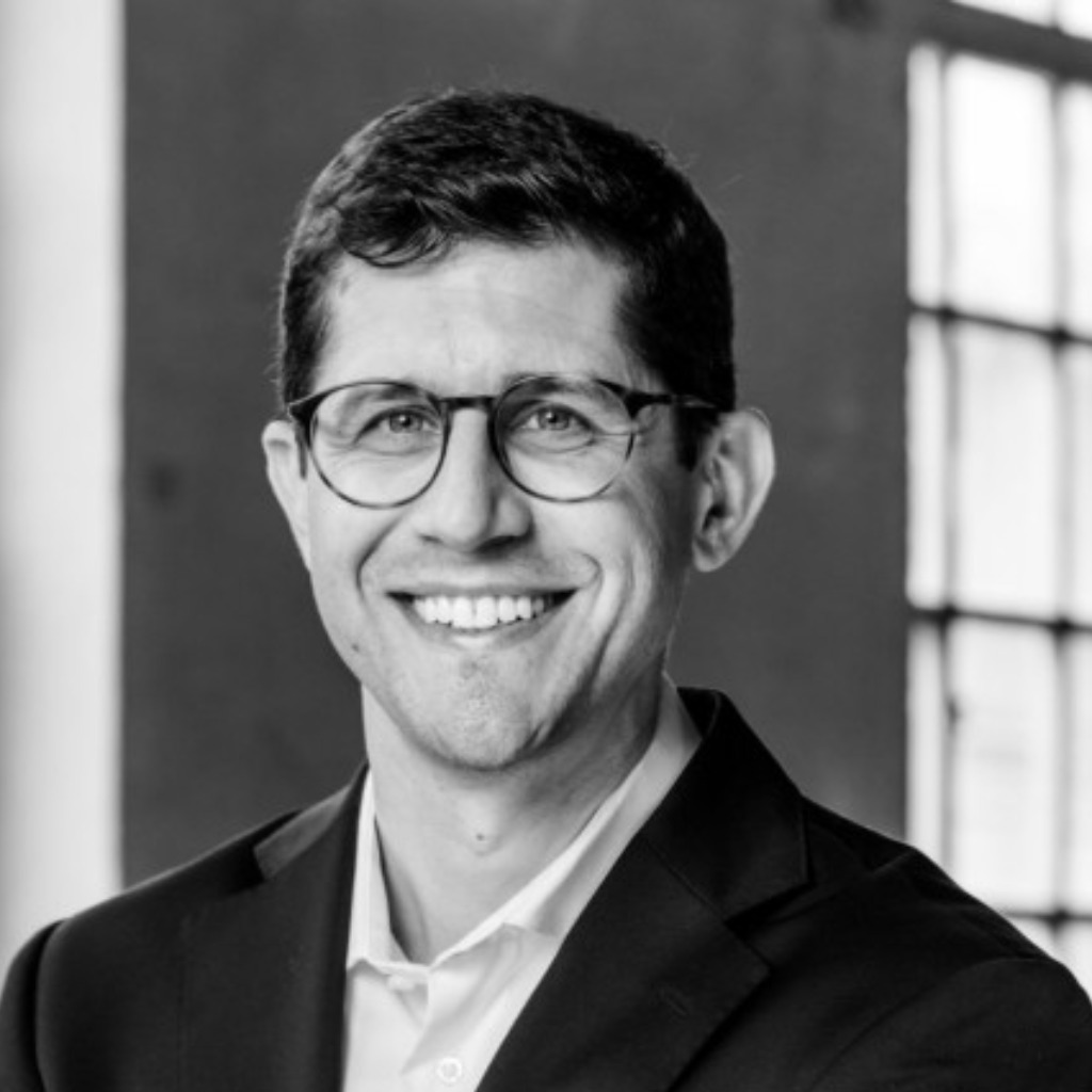 Thomas Aebischer - CEO - Cham Swiss Properties | XING