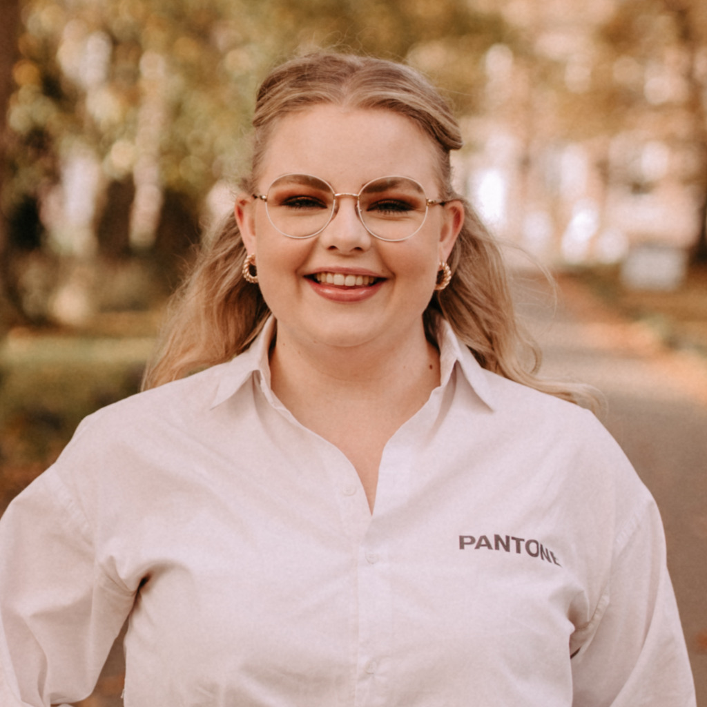 Anna-Maria Engels - Kauffrau für Büromanagement - Commerzbank AG | XING