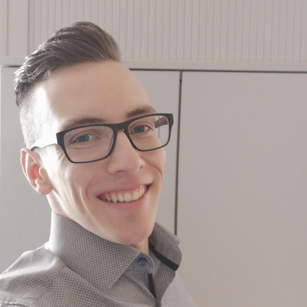 Michael Epp's Instagram, Twitter & Facebook on IDCrawl