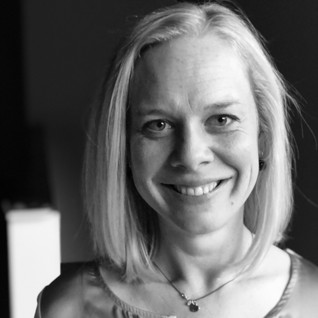 Mag. Julia HolzerPistoja - Stabsstelle Kommunikation und ...