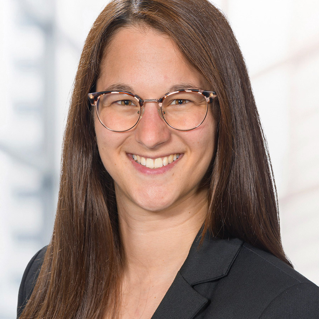 Laura Heckmann - Spezialistin im Bereich Vetriebscontrolling ...