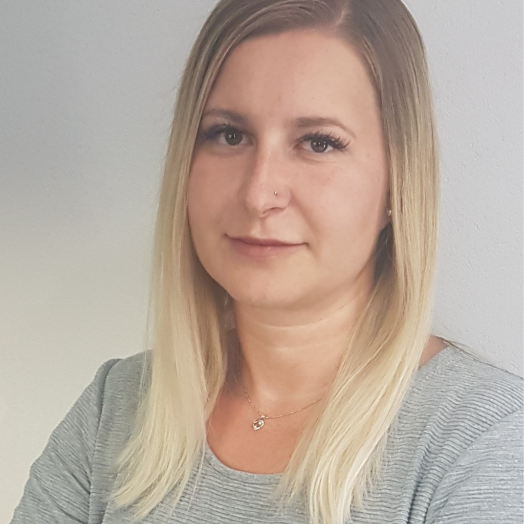 Sandra Schneider - Fachspezialist Kreditabteilung - Wüstenrot ...