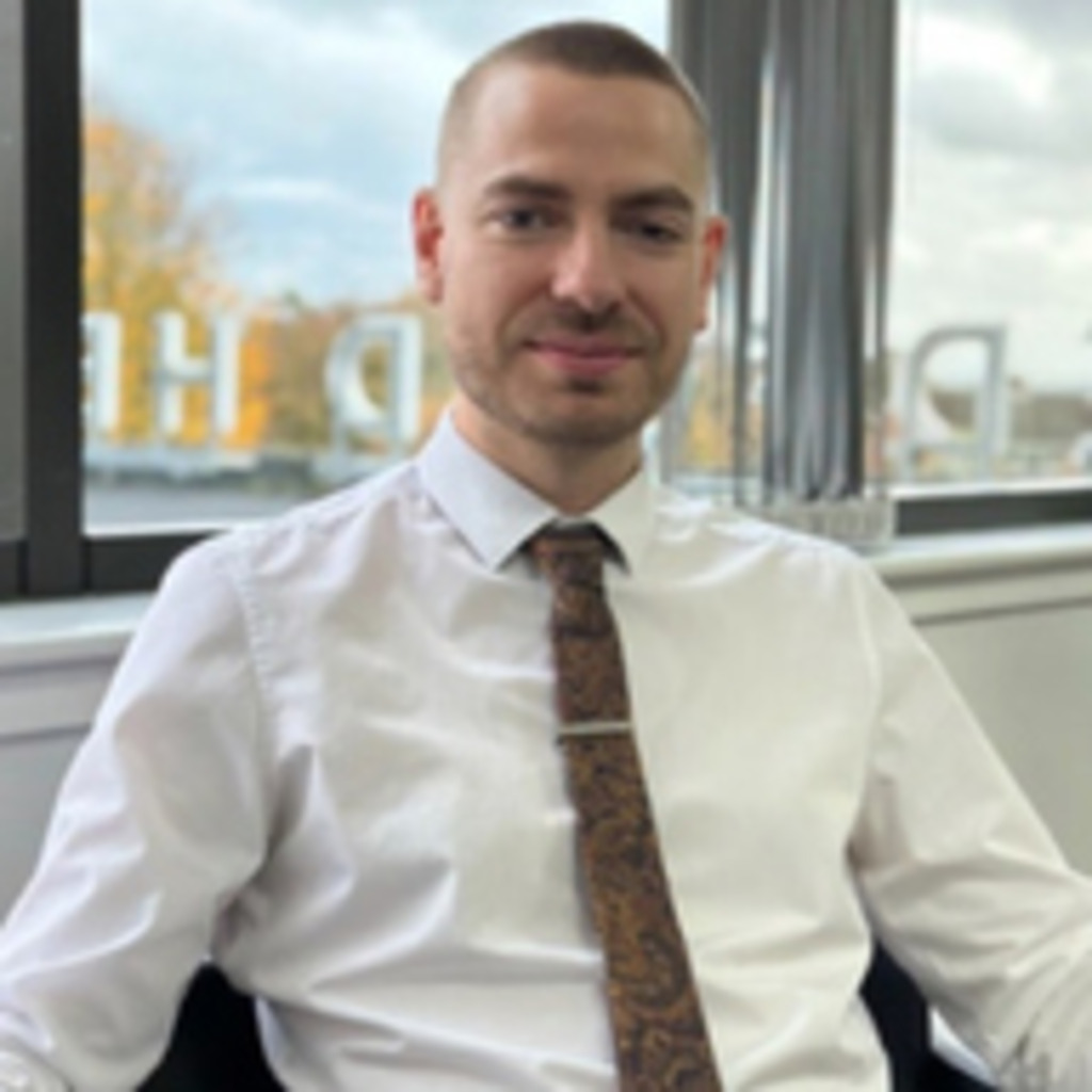 Ben Redmond - Audiovisual Recruitment Consultant - AxiioTek | XING