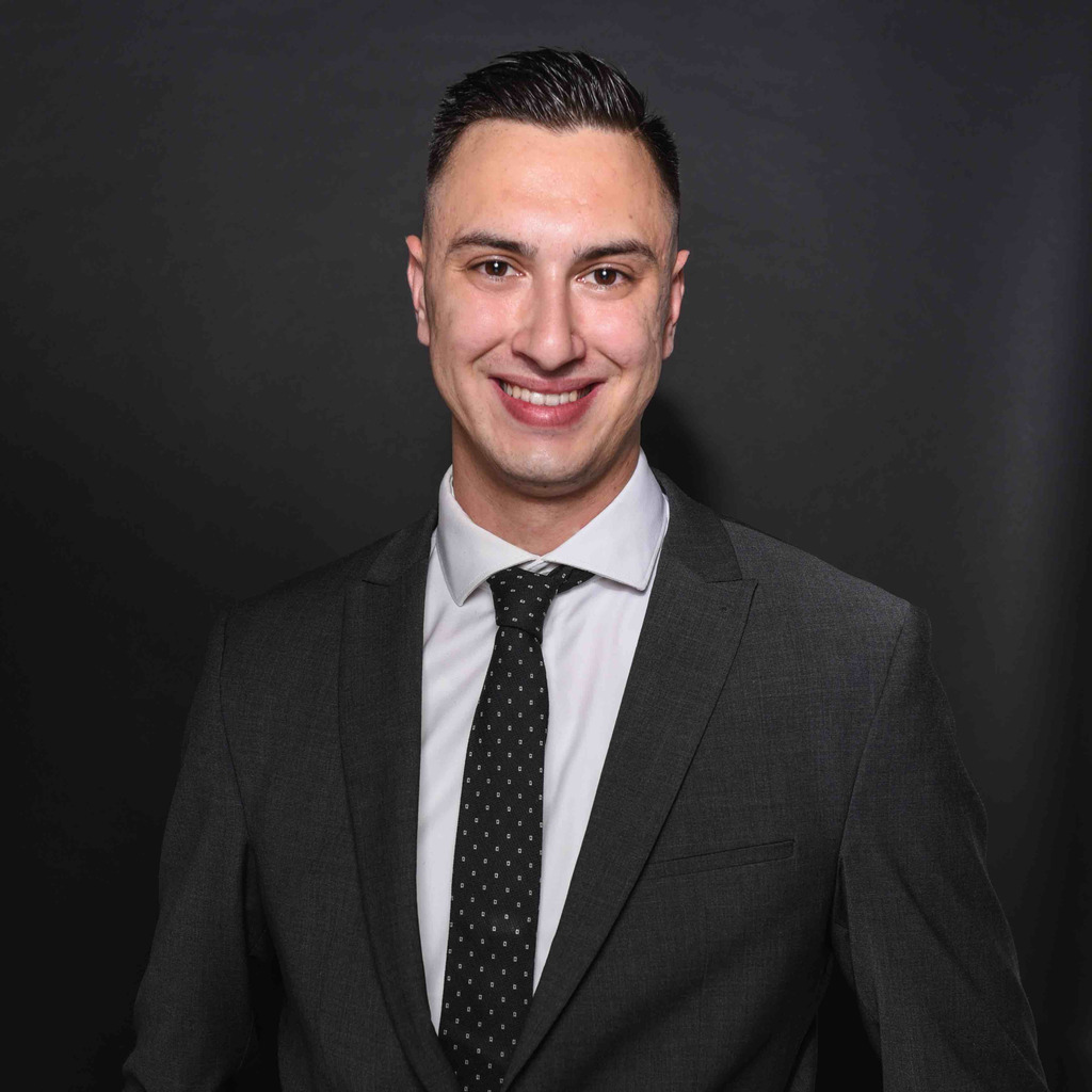 Burak Bakir - Geschäftsführender Gesellschafter - B&B Immobilienmakler ...