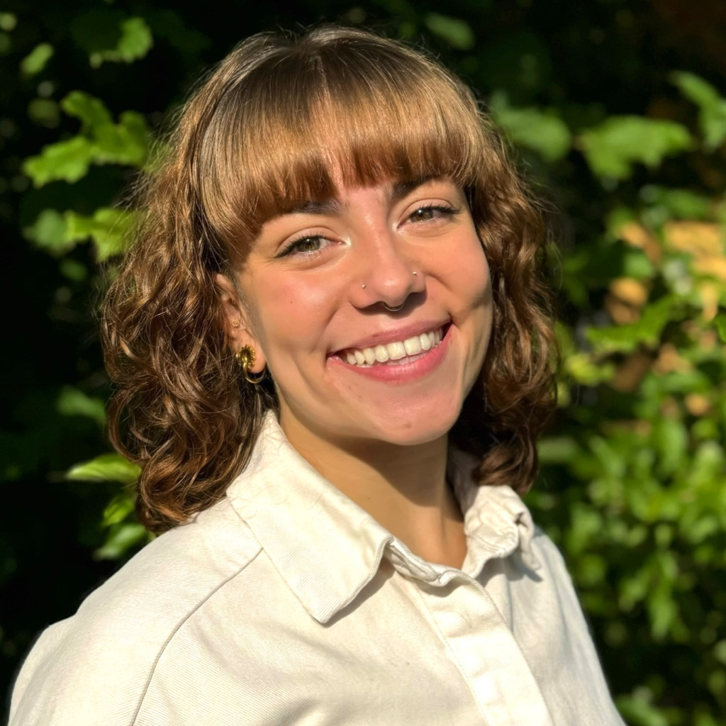 Selina Meyer - Sachbearbeiterin Einkauf - Müller Handels AG Schweiz | XING