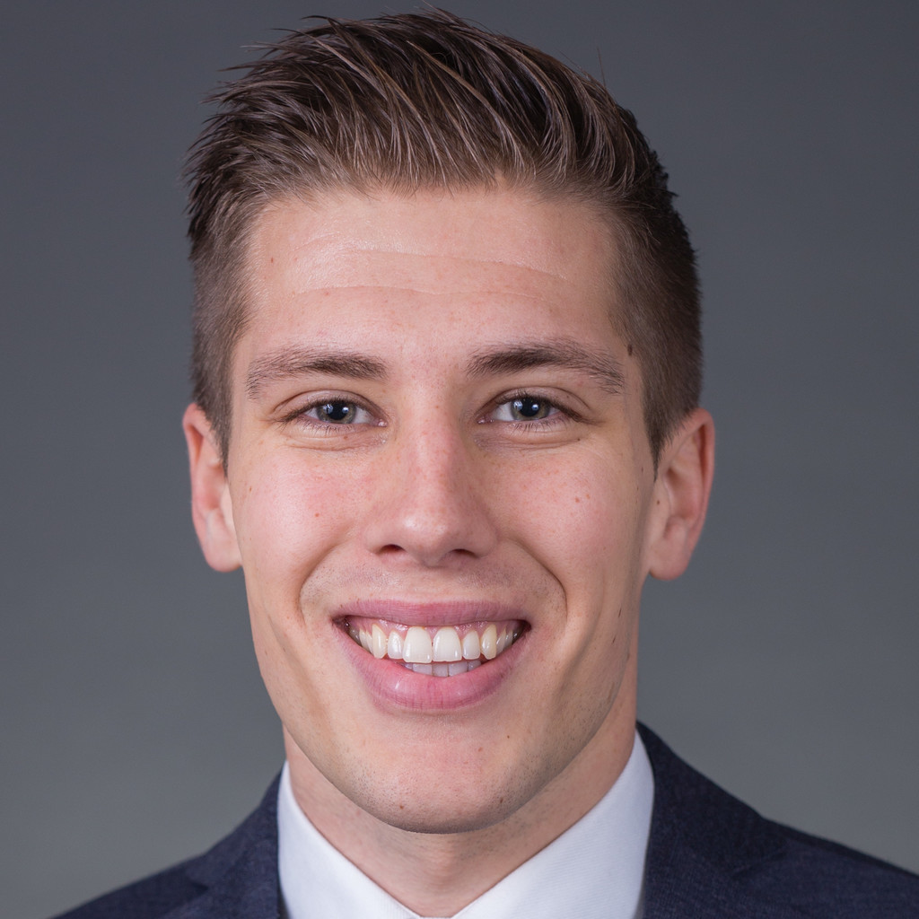 Steven Kuck - Einkäufer - Interieur - Dr. Ing. h.c. F. Porsche AG | XING