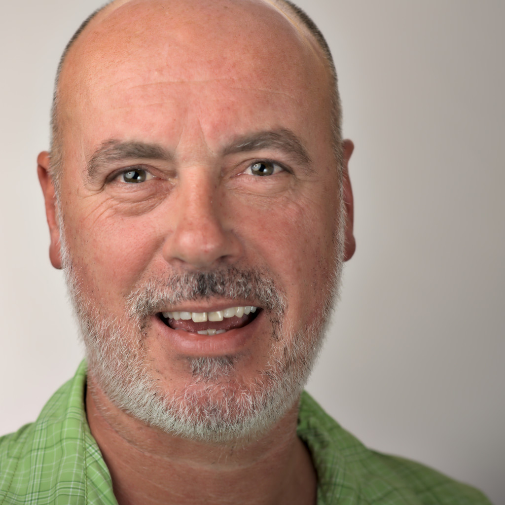 Richard Haller - Geschäftsführer - almhaus.tech | XING