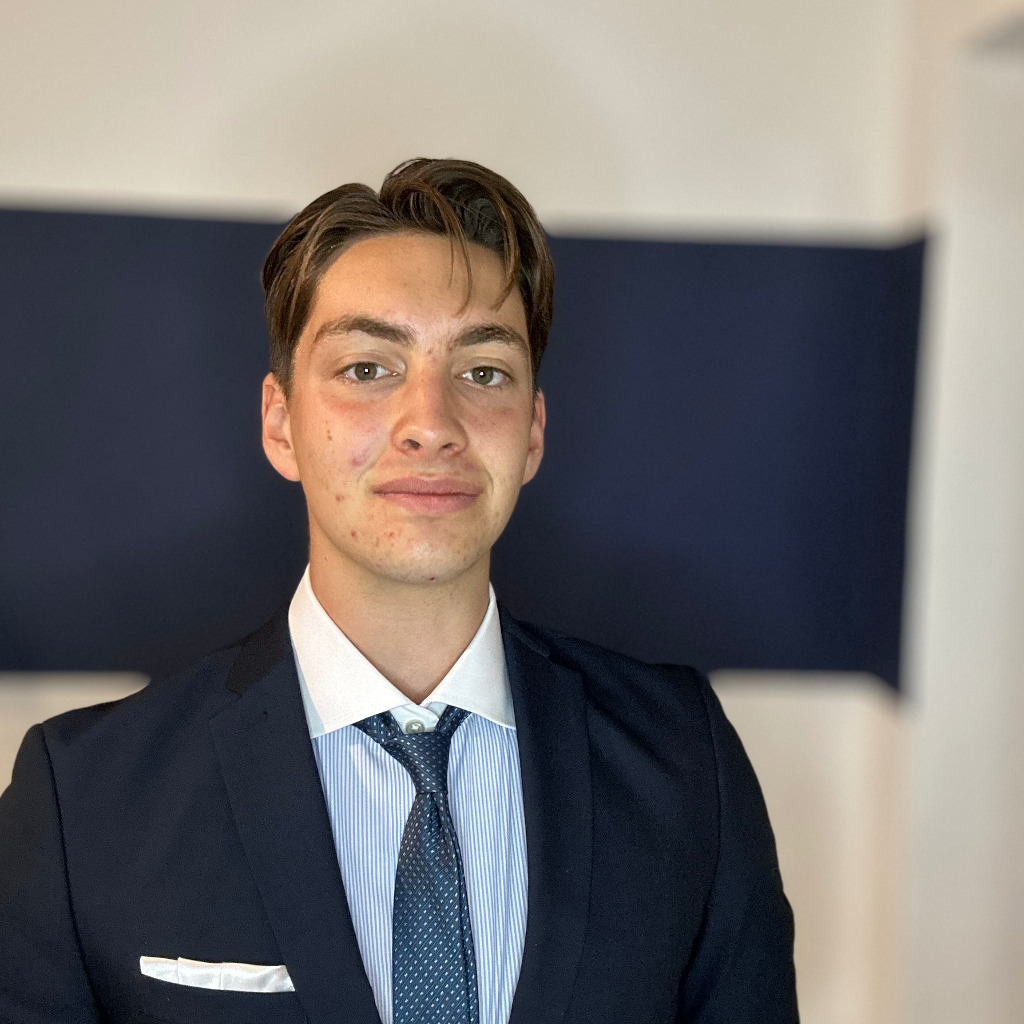 Alexander Gebele - Experte um Ideen in Worte zu verwandeln - Alexander ...