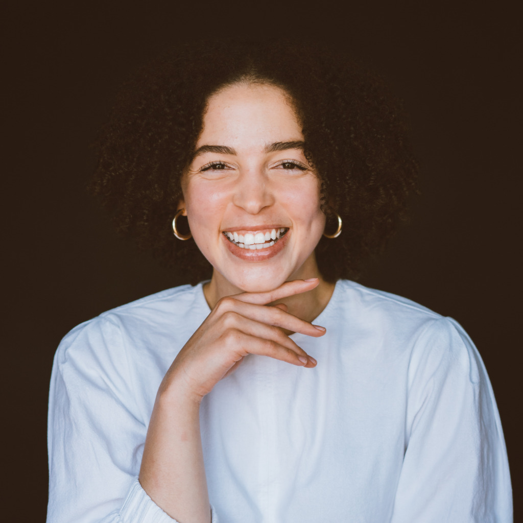 Rosland Forbay - Public Relations & Communications Manager - Bonfire ...