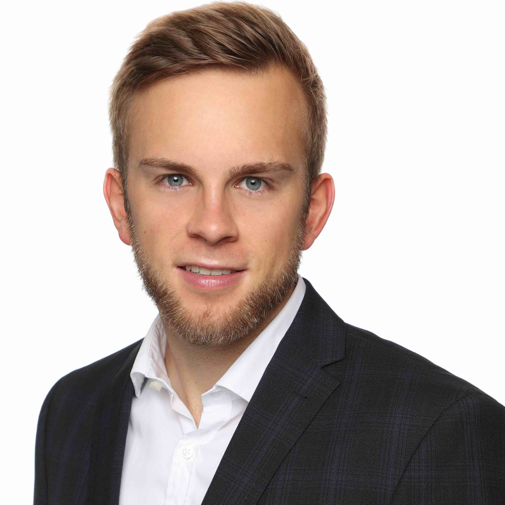 Philipp Göding - Senior Experte Private Banking - Deutsche Bank AG | XING