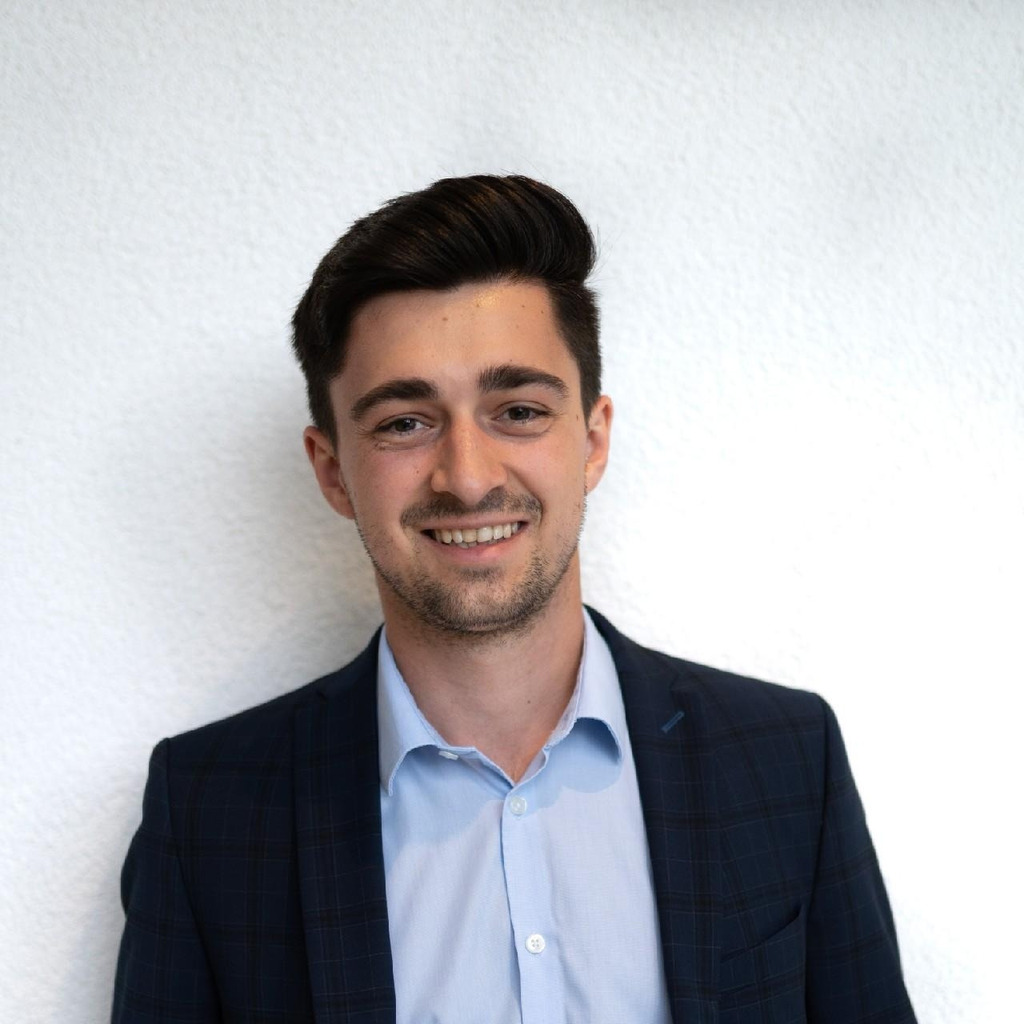 Lukas Schneider - Firmkenkundenberater - HypoVereinsbank – UniCredit ...