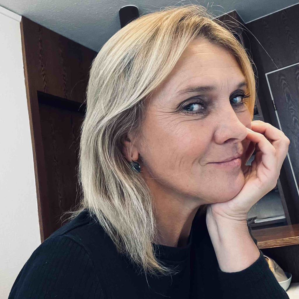 Dr. Edith Obinger-Gindulis - Anwaltssekretärin - Rechtsanwaltskanzlei „Dr. Wagner, Ohrt ...