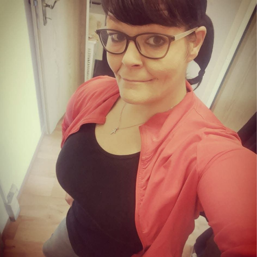 Stefanie Sperlich - Angestellter Gebeudereiniger - ISD Immobilien ...